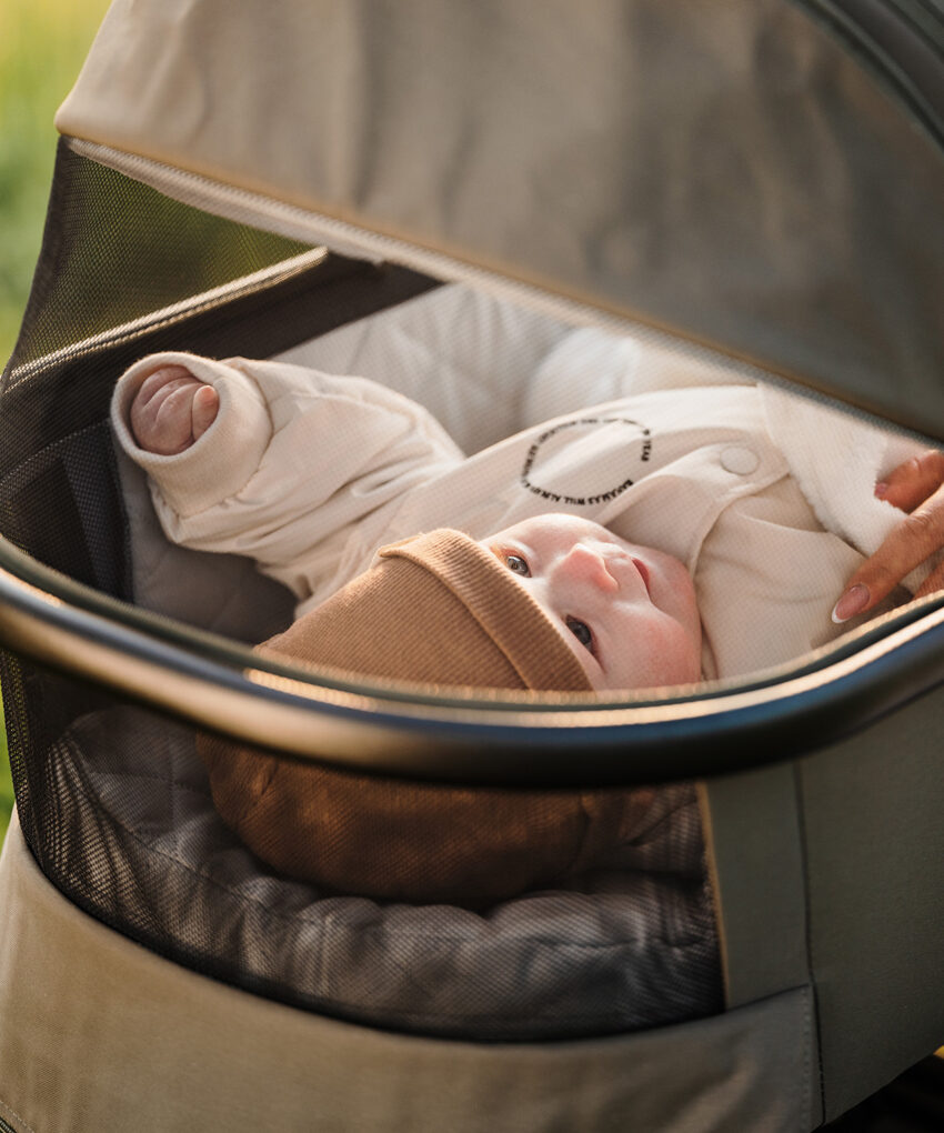Tinum Edge Moss Pram - Venicci UK