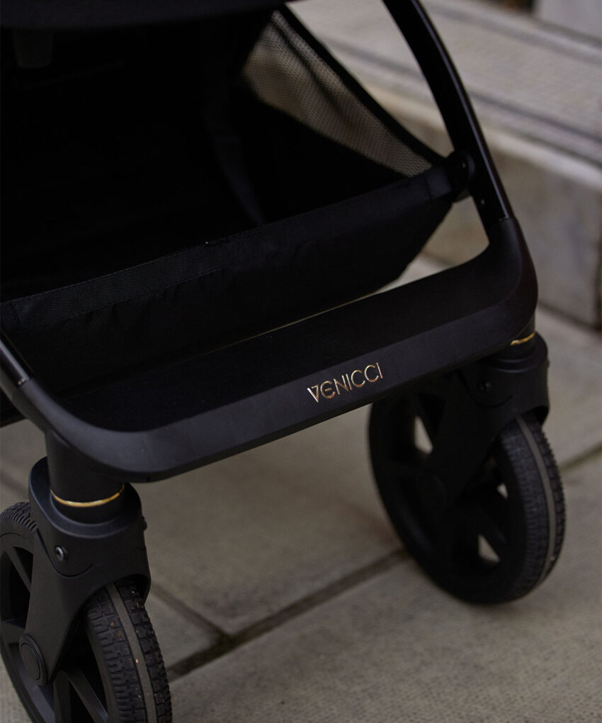 Upline 2 All Black Pram - Venicci UK