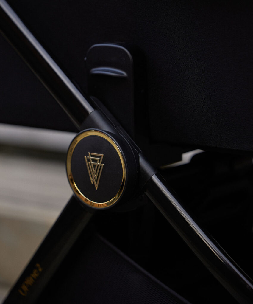 Upline 2 All Black Pram - Venicci UK